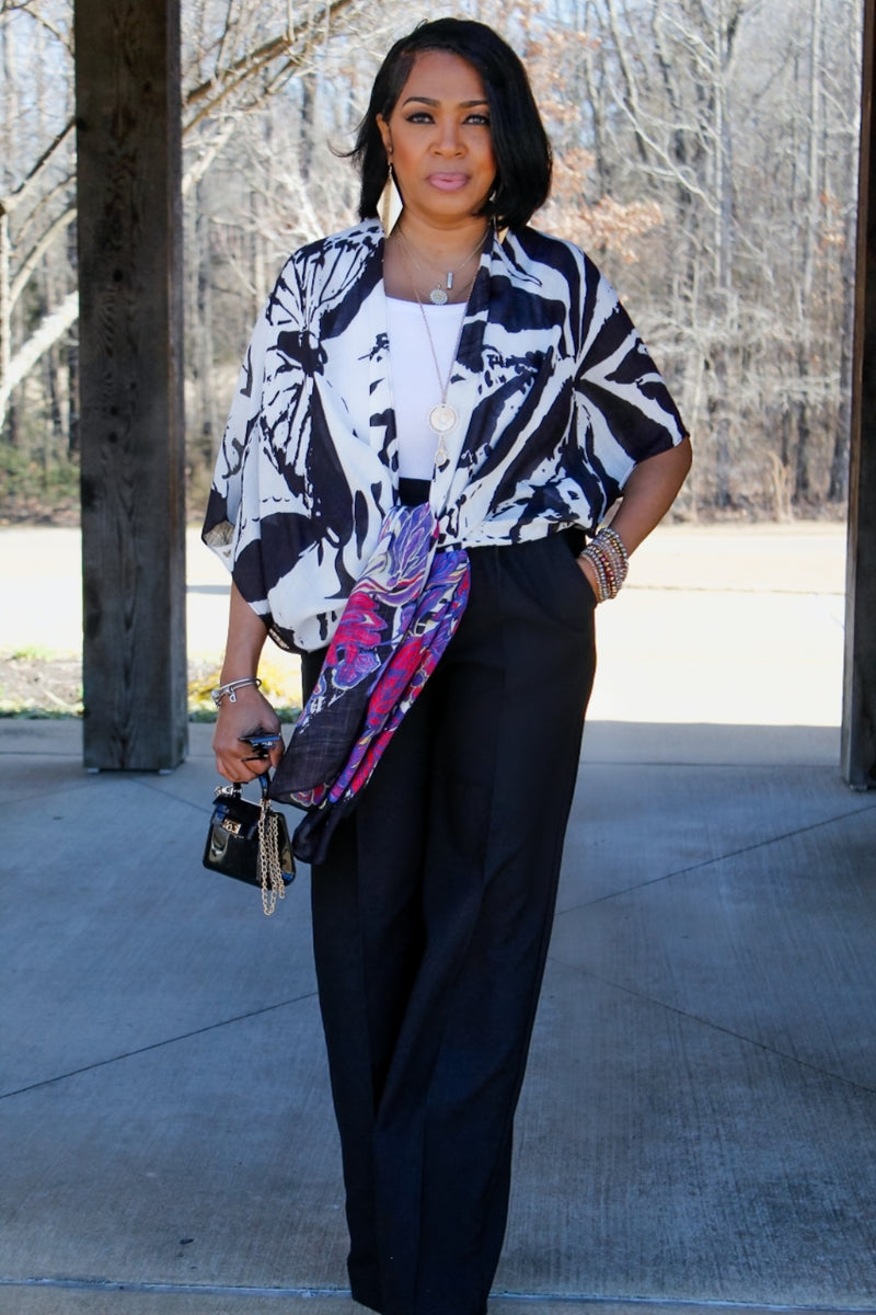 B/W Flower Print Kimono – MiMi-Michelle Boutique